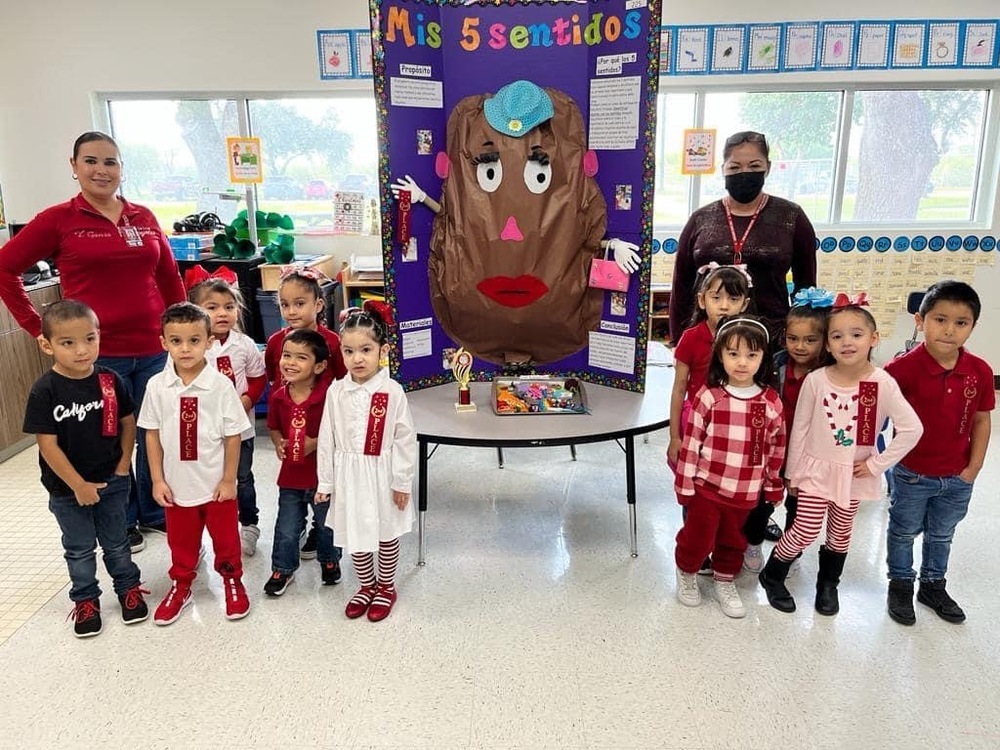 "Mis Cinco Sentidos" | Rosendo Benavides Elementary School